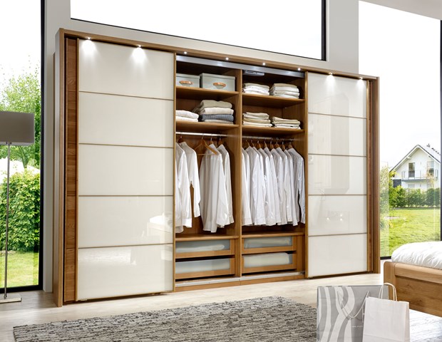 Garde-robe portes coulissantes